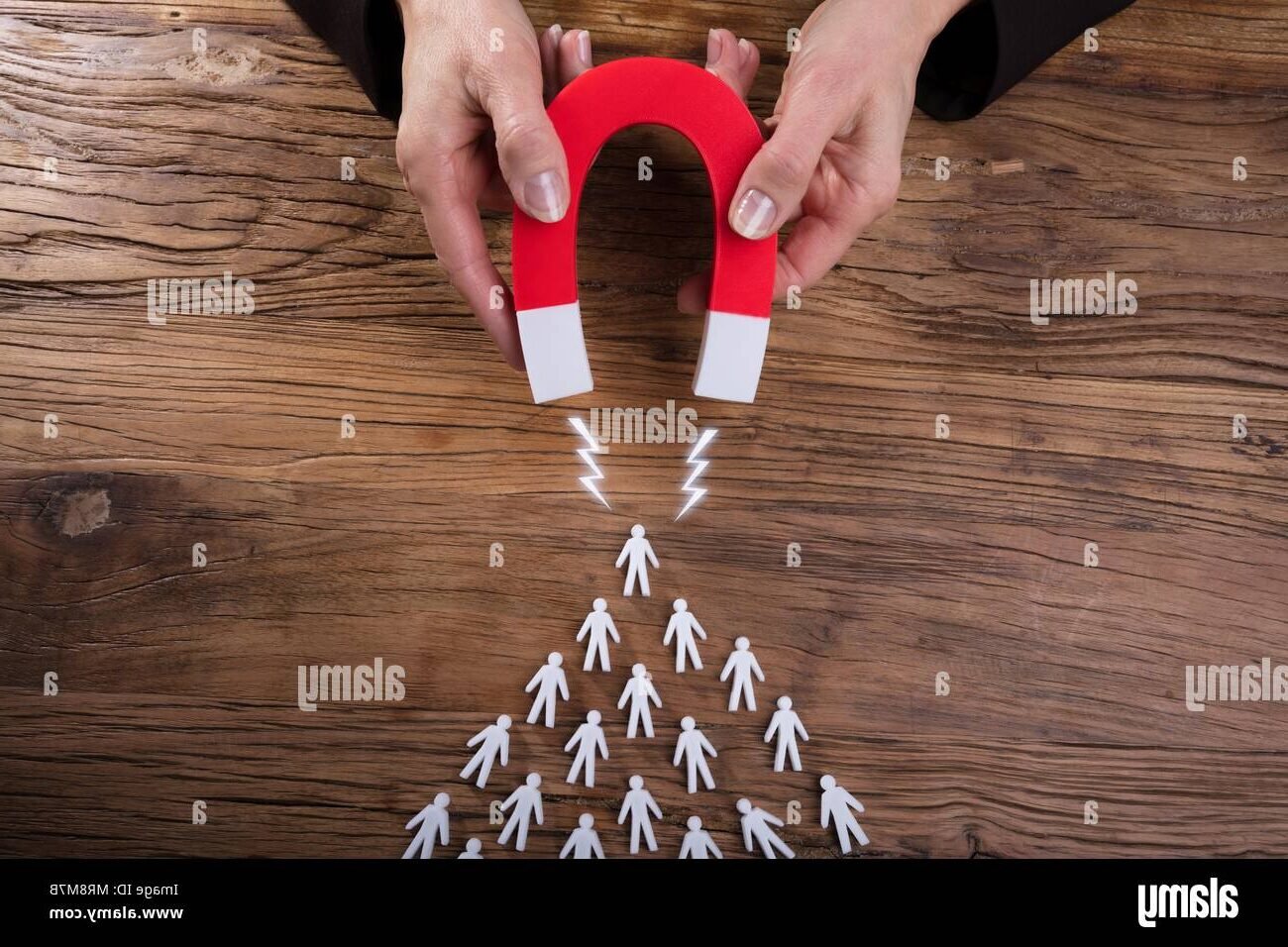 Comment fonctionne un aimant en fer à cheval et ses applications