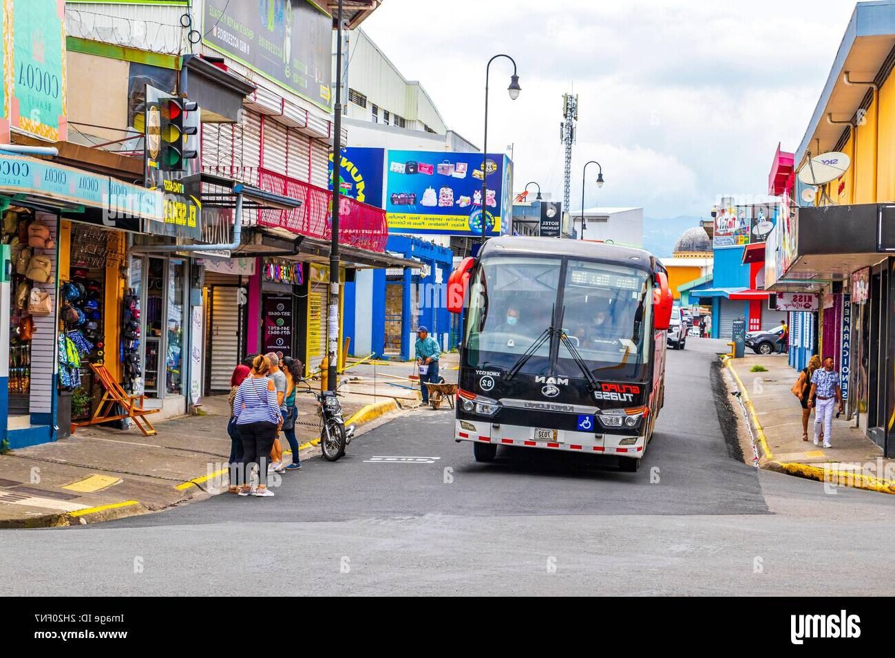 Comment voyager au Costa Rica en bus : conseils et itinéraires